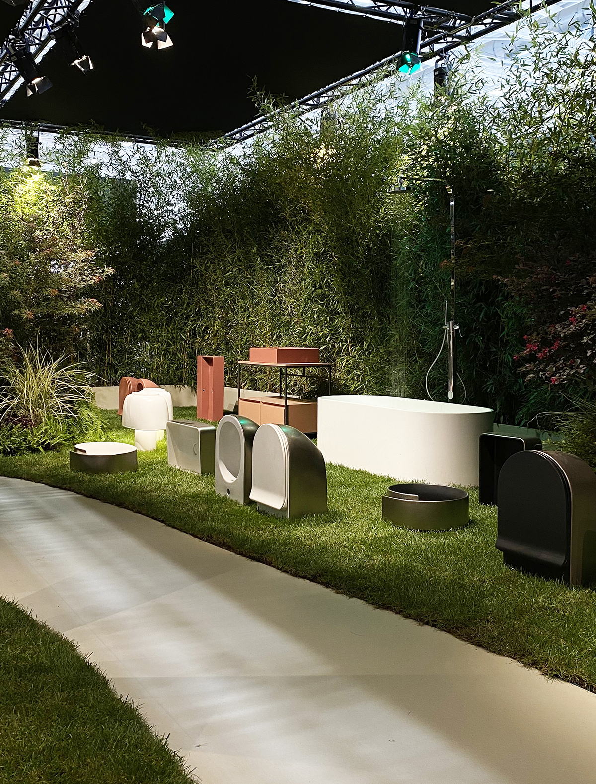 Flaminia turns seventy and returns to Cersaie to showcase its “Parco ...